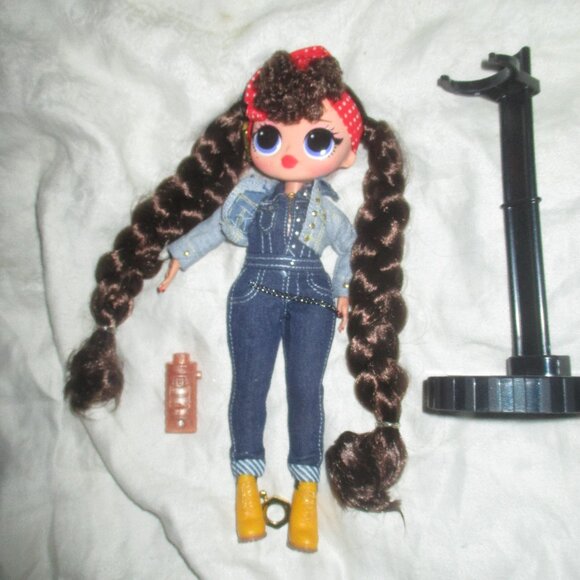 L.O.L. Surprise! | Toys | Lol Surprise Omg Busy B B Fashion Doll Series ...